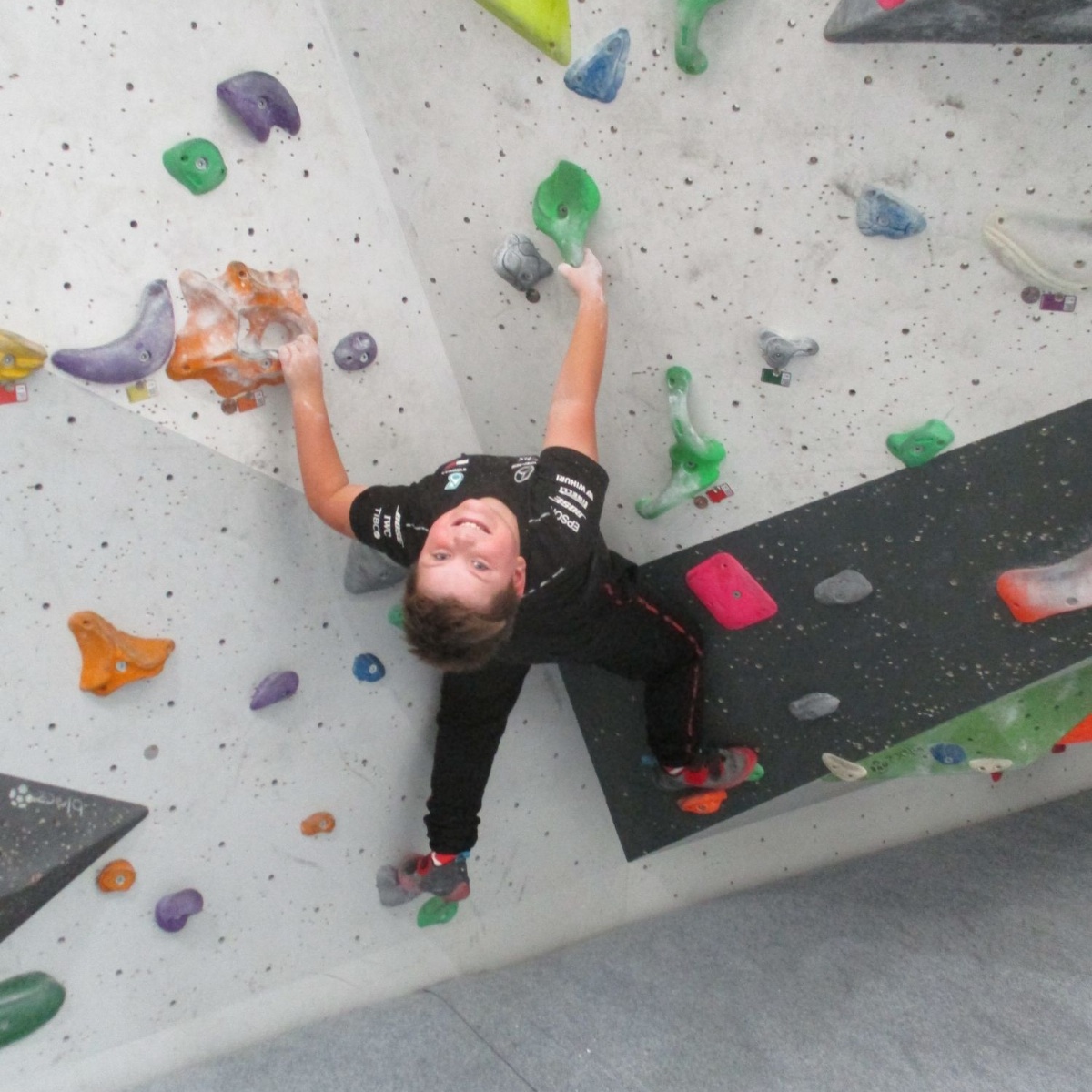 Tuition Medical Behaviour Support Service - Bouldering Bravery!